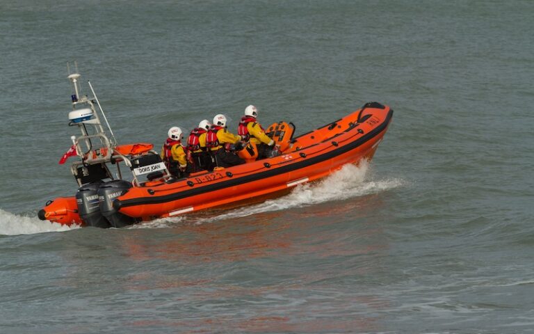 Bootstouren Rotterdam in 2026 – Hafen und Skyline entdecken